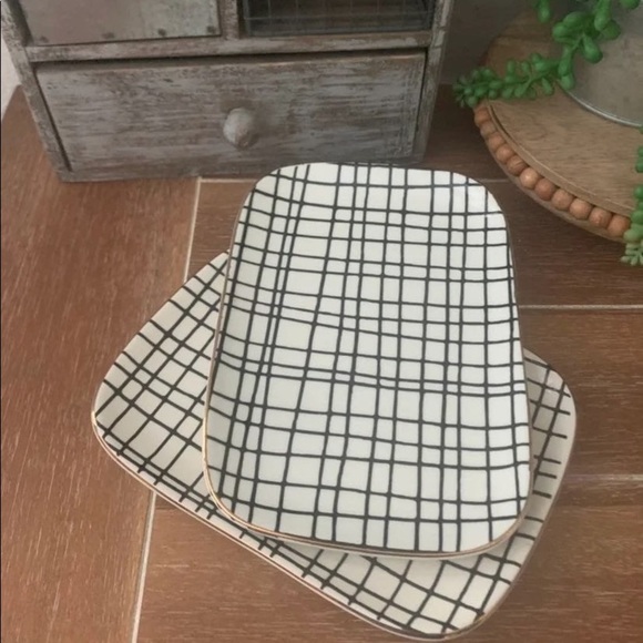 Kitchen | 2 Thyme Table Appetizer Plates Gridlines | Poshmark